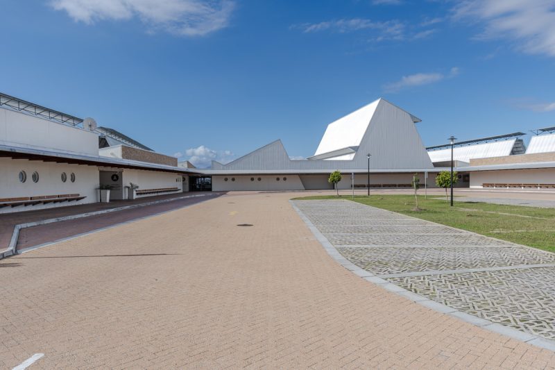 Chere Botha, Belville - Amazing Spaces Locations